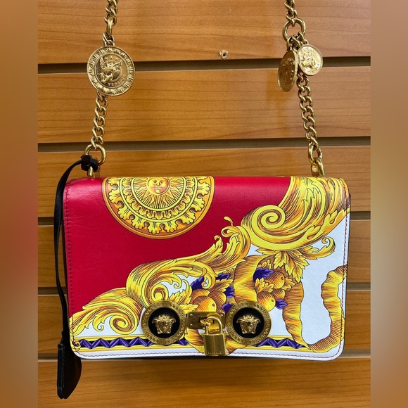 Versace | Bags | Versace Tribute Collection Leather Black Gold Chain ...